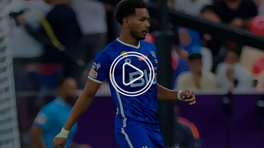 لاعبو فولاد يحاولون الاشتباك مع البليهلي..ورده فاجأهم | كووورة